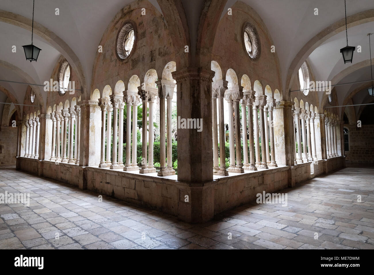 Das Kloster der Franziskaner Kloster der Franziskaner Minderbrüder in ...