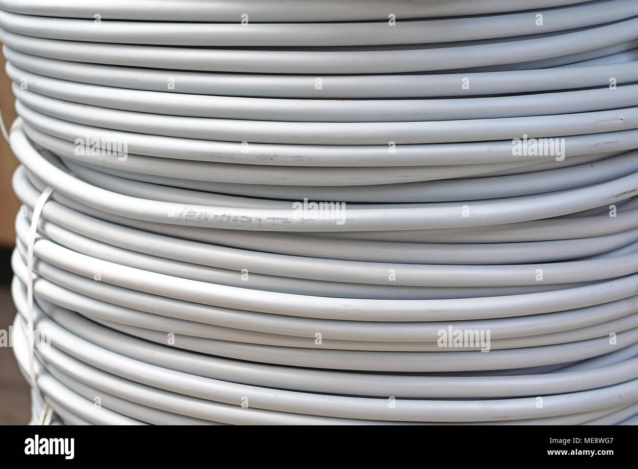 Spule von kabeln -Fotos und -Bildmaterial in hoher Auflösung – Alamy