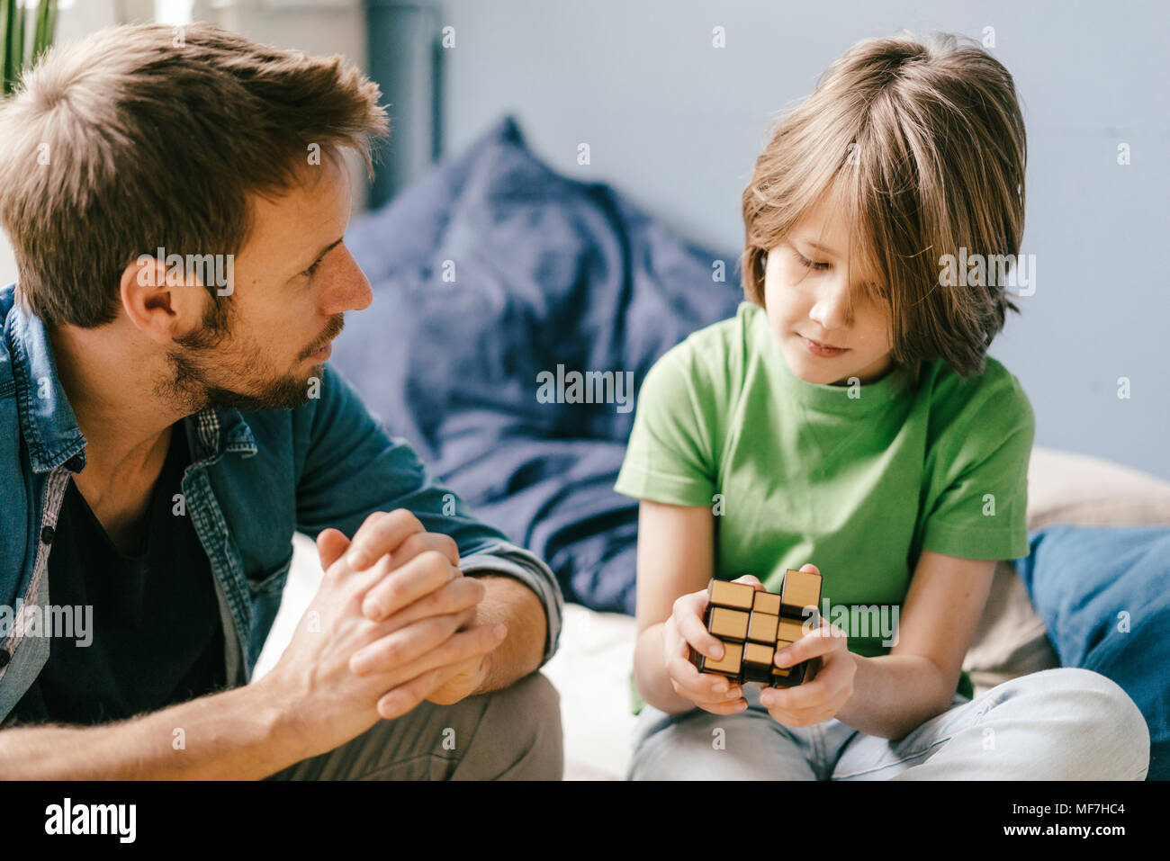 Kijk kubus -Fotos und -Bildmaterial in hoher Auflösung – Alamy