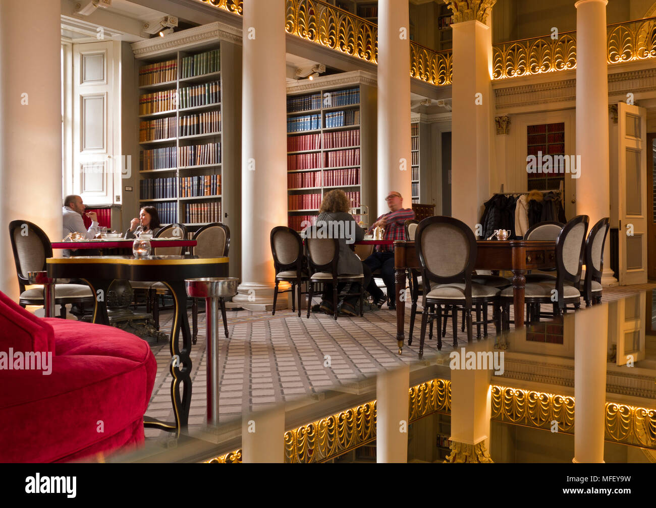 Signet Bibliothek Edinburgh Stockfotos und -bilder Kaufen - Alamy