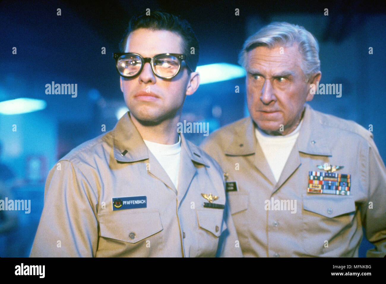 Charlie Sheen Hot Shots Stockfotos und -bilder Kaufen - Alamy