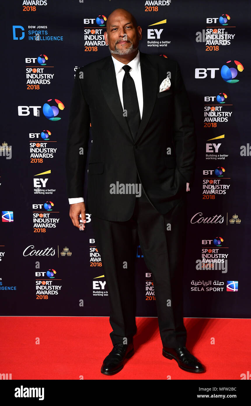 John amaechi -Fotos und -Bildmaterial in hoher Auflösung – Alamy