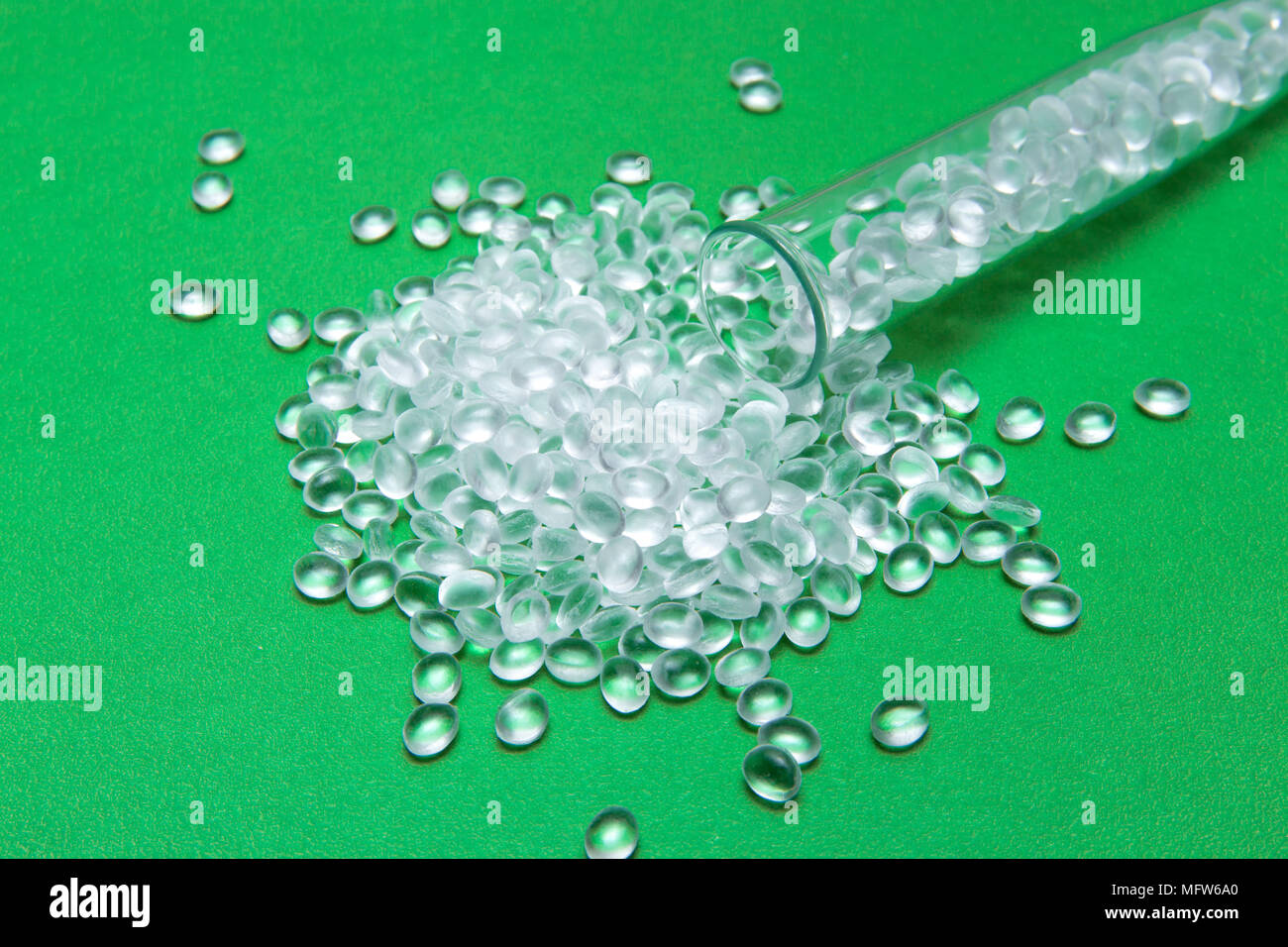 Pe pellets -Fotos und -Bildmaterial in hoher Auflösung – Alamy