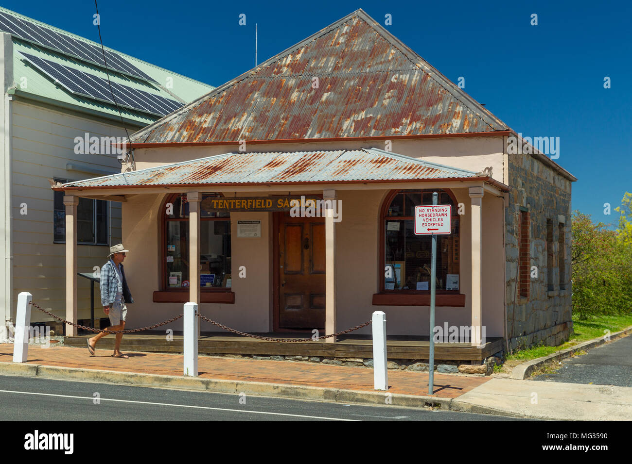 Tenterfield Sattler ist ein Store an der High Street in der ...