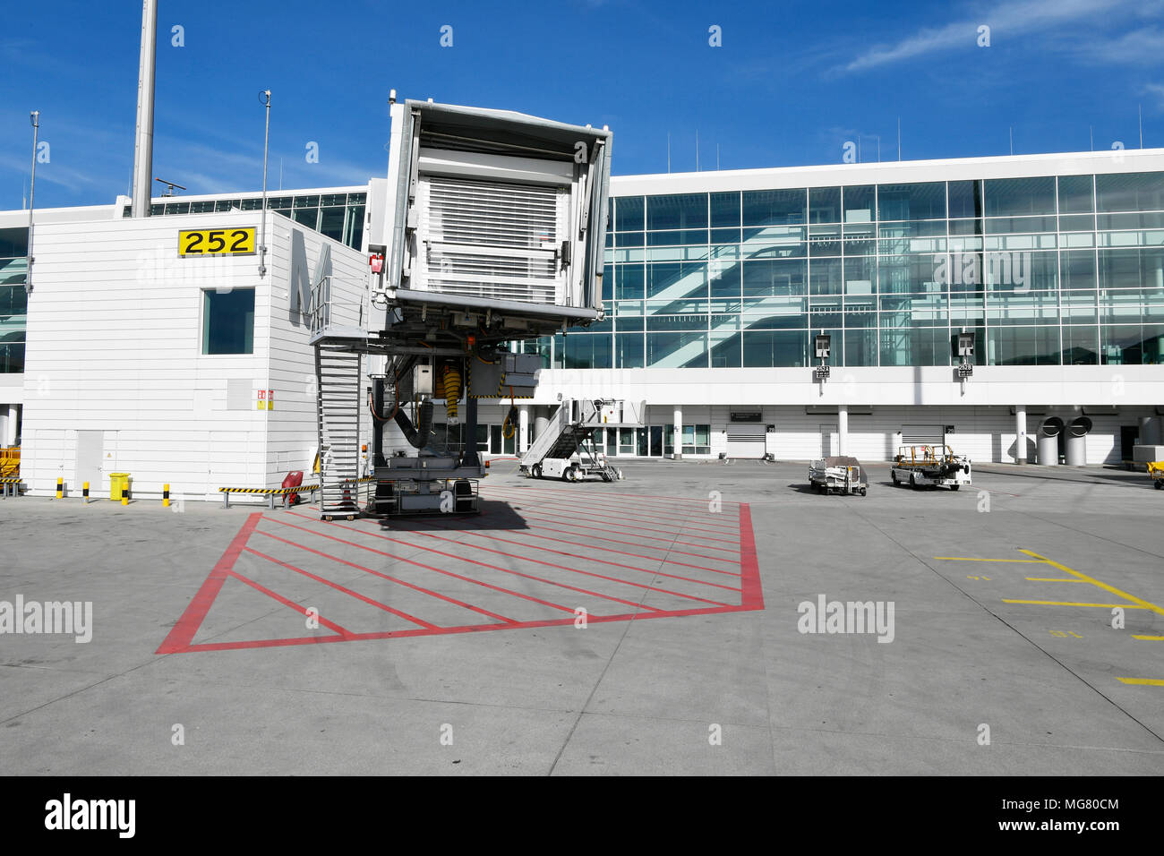 Ramp walk -Fotos und -Bildmaterial in hoher Auflösung – Alamy