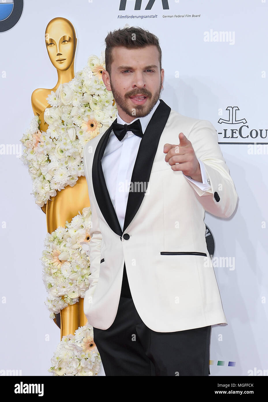 Edin hasanovic -Fotos und -Bildmaterial in hoher Auflösung - Seite 2 ...