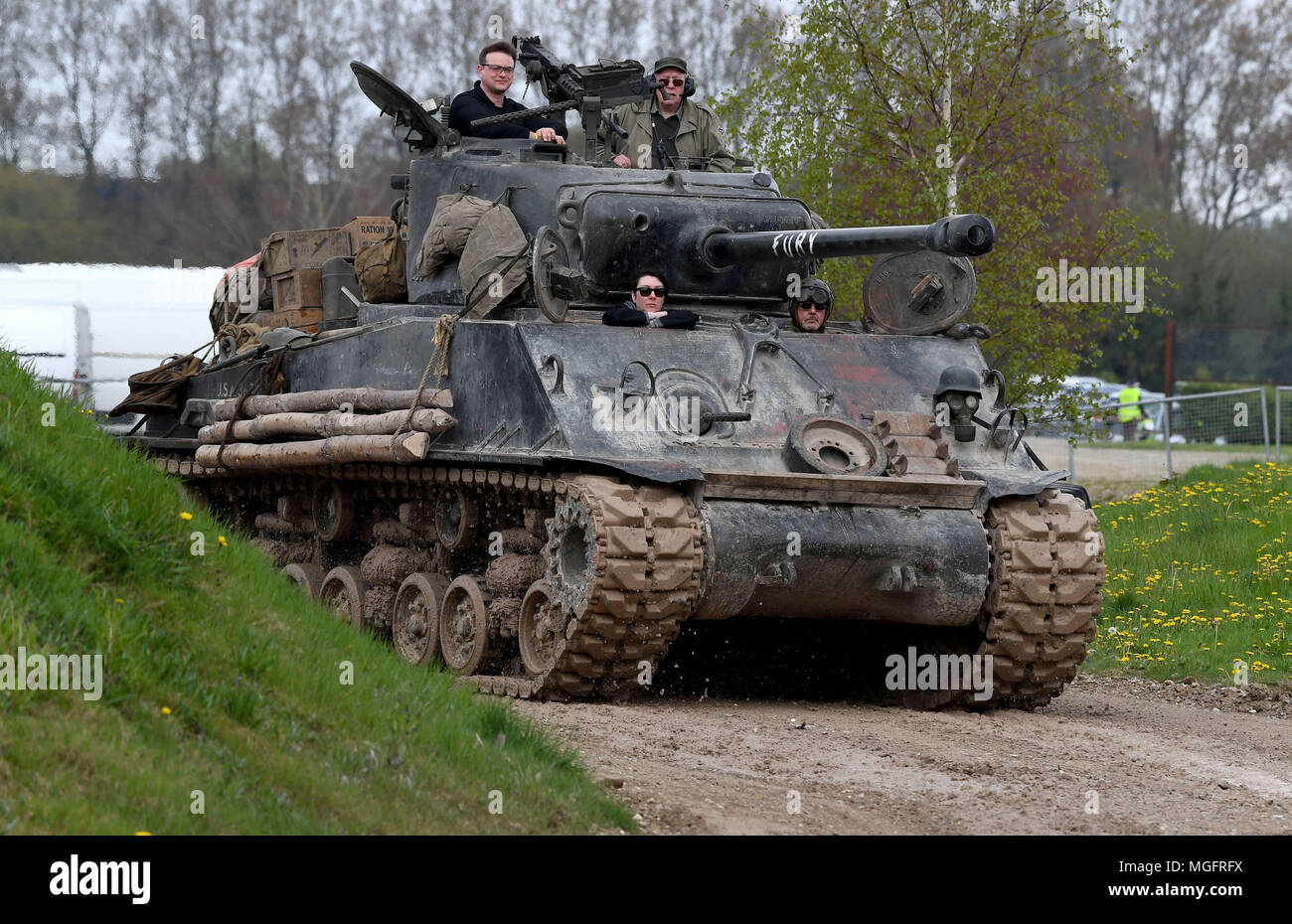 M4a2 sherman tanks -Fotos und -Bildmaterial in hoher Auflösung – Alamy