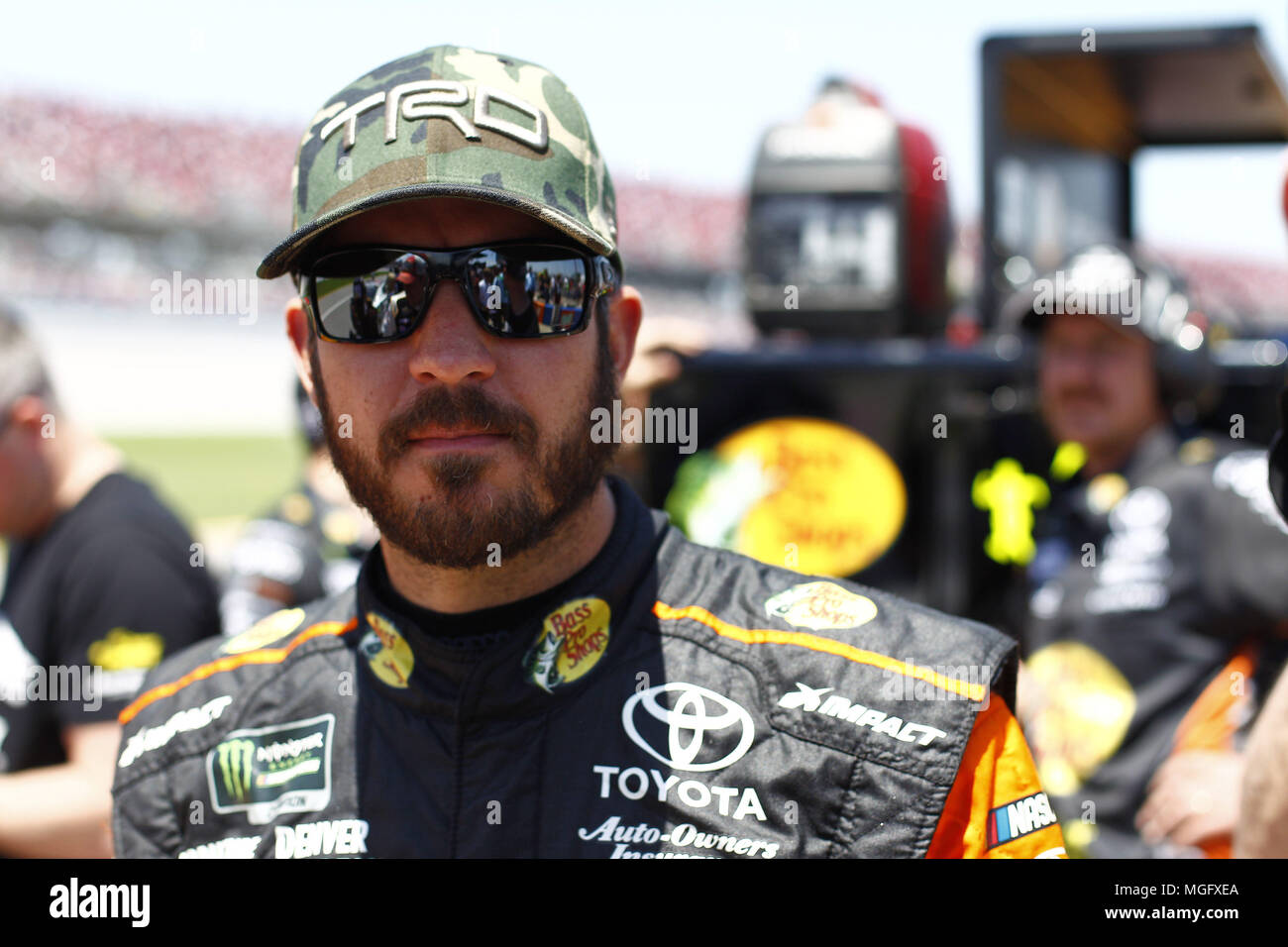 Talladega, Alabama, USA. 28 Apr, 2018. Martin Truex jr (78) hängt ...