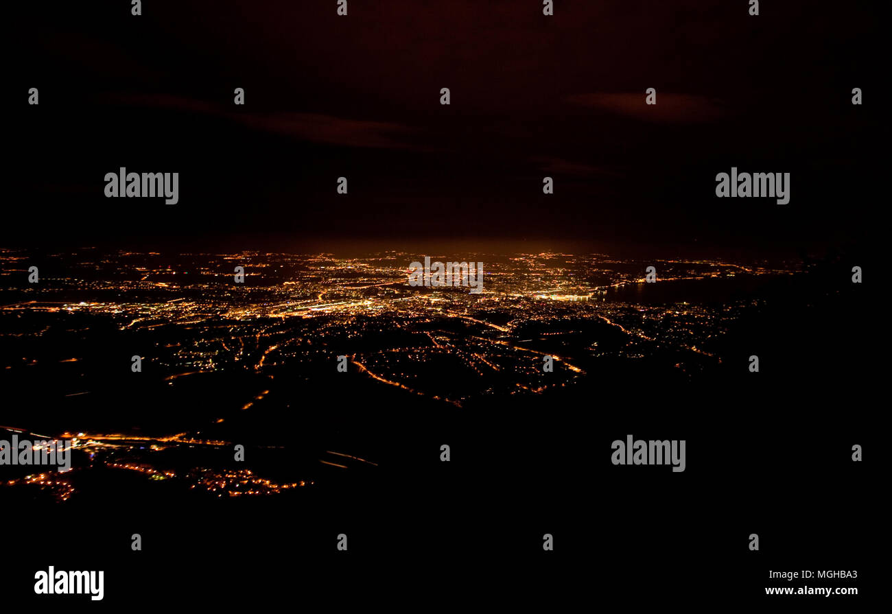 Genf Bei Nacht Stockfotos und -bilder Kaufen - Alamy