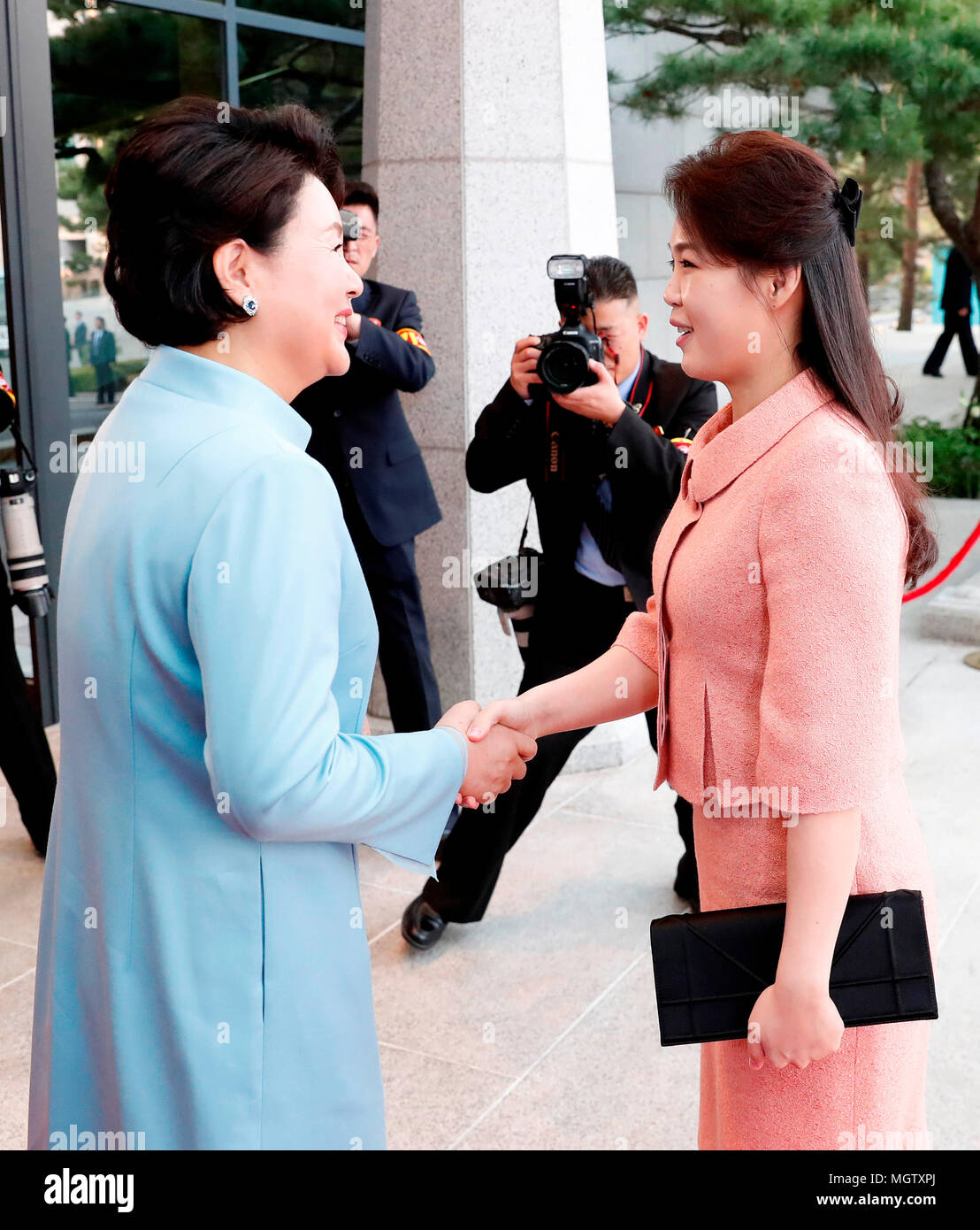 Ri sol ju -Fotos und -Bildmaterial in hoher Auflösung – Alamy