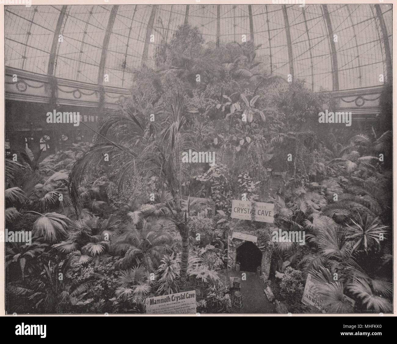 Die Mammoth Crystal Cave - der Hügel unter der Kuppel der Gärtnerischen ...