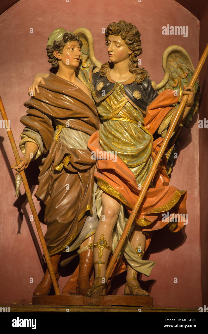 Der erzengel raphael mit tobias -Fotos und -Bildmaterial in hoher ...