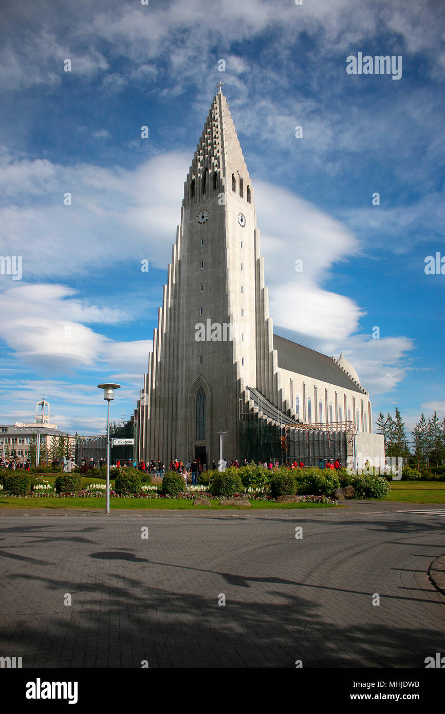 Hallgrimskirkja (Hallgrimskirche), Reykjavik, Island Stockfotografie ...