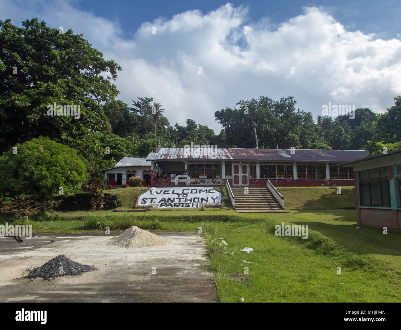 Der hl. Antonius Kirche auf tonoas Insel Truk Lagoon Stockfotografie ...