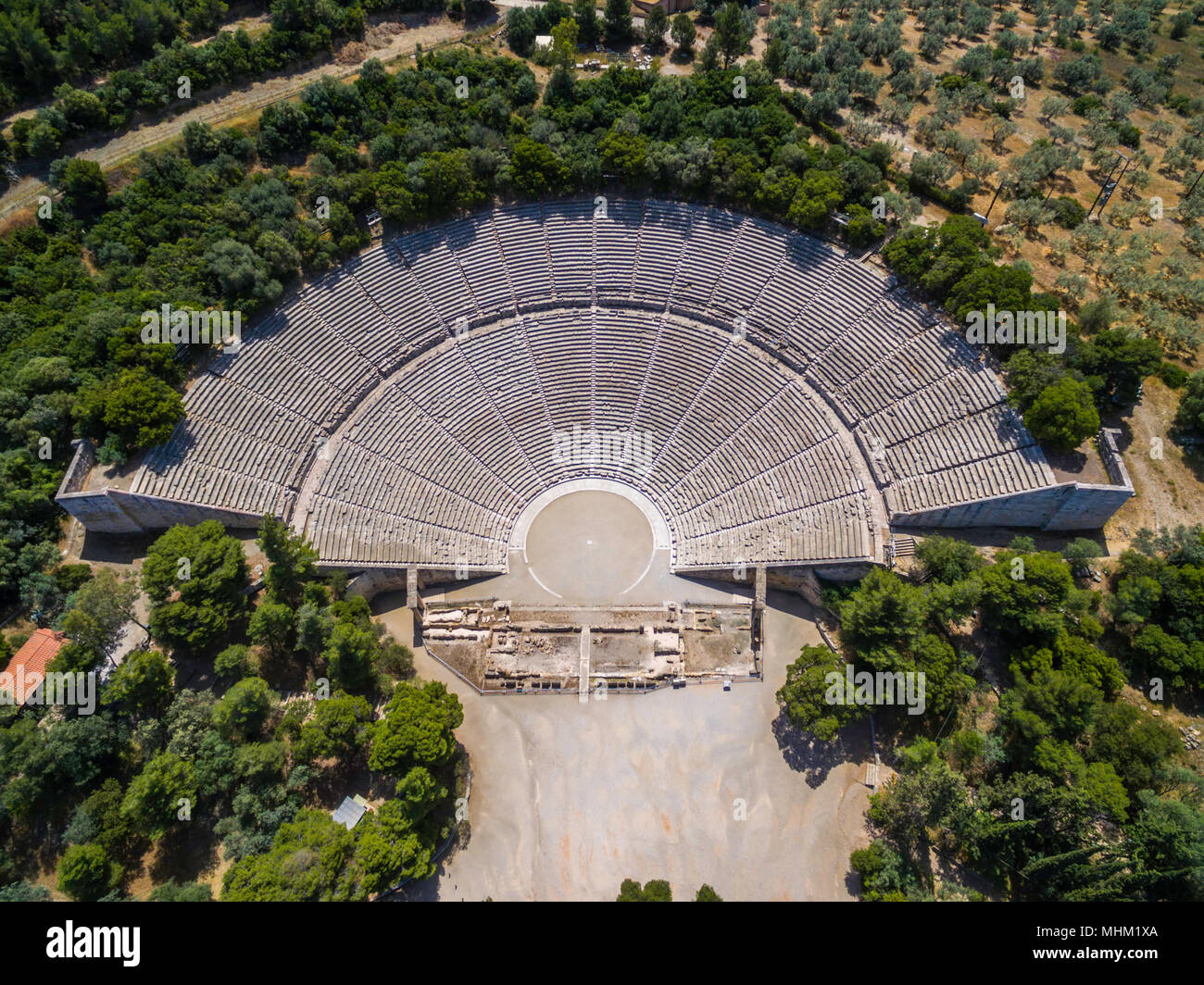 Antikes theater von epidauros -Fotos und -Bildmaterial in hoher Auflösung – Alamy