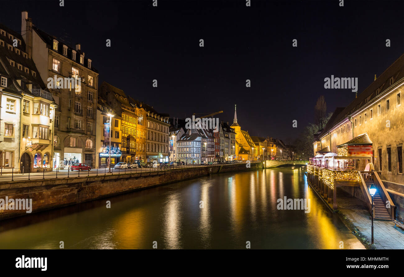 Ill river night strasbourg alsace -Fotos und -Bildmaterial in hoher ...