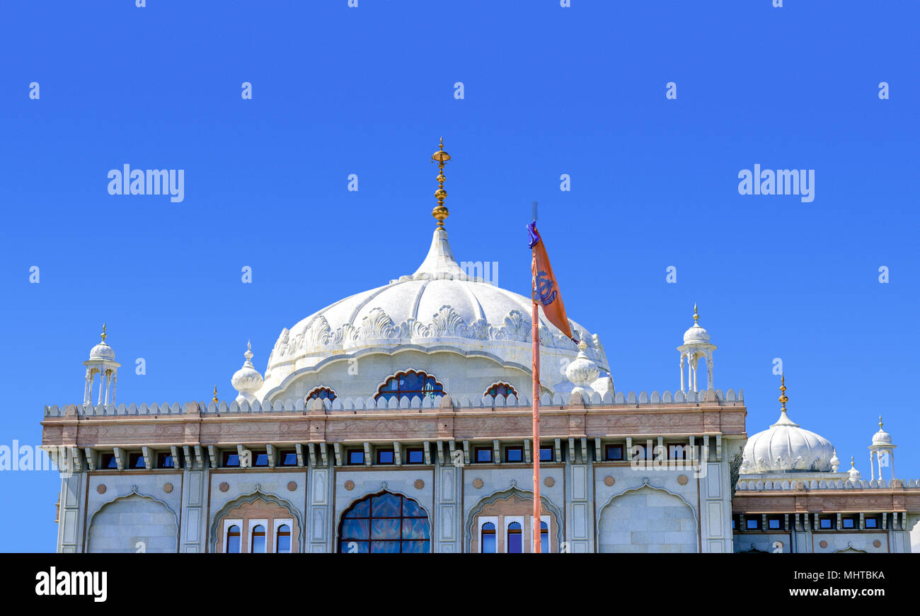 Guru Nanak Darbar Gurdwara, den prächtigen Sikh Tempel (gurdwara) in ...