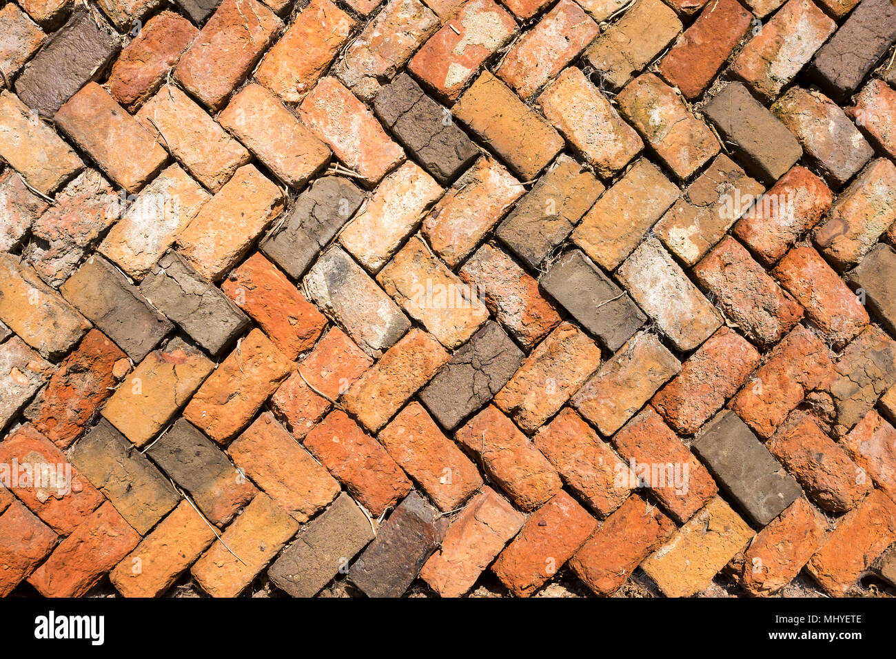 Zick zack ziegelmuster -Fotos und -Bildmaterial in hoher Auflösung – Alamy