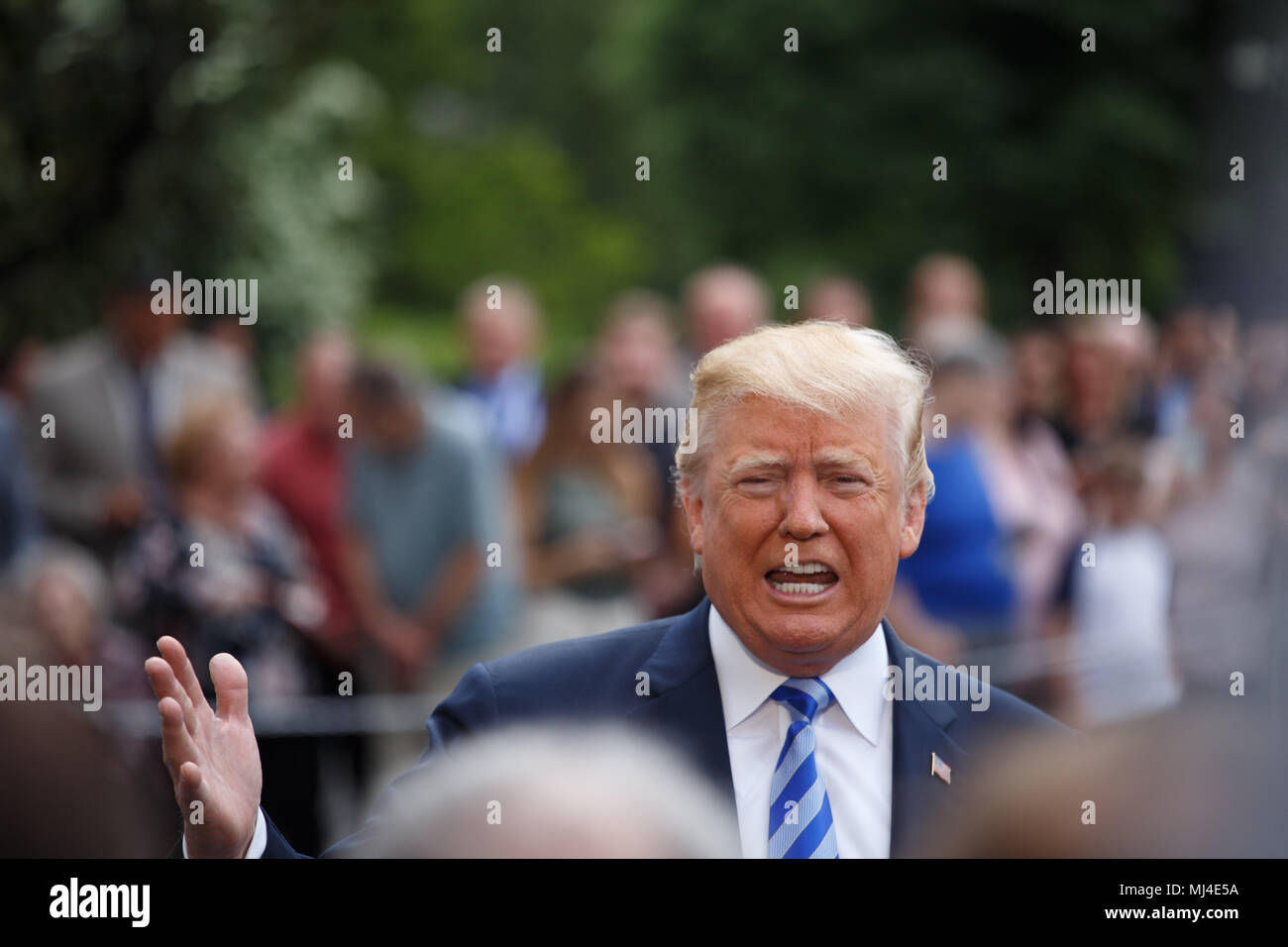 Mai 4, 2018 - Präsident Donald Trump spricht zu den Medien vor dem ... Mai 4, 2018 - Präsident Donald Trump spricht zu den Medien vor dem ...