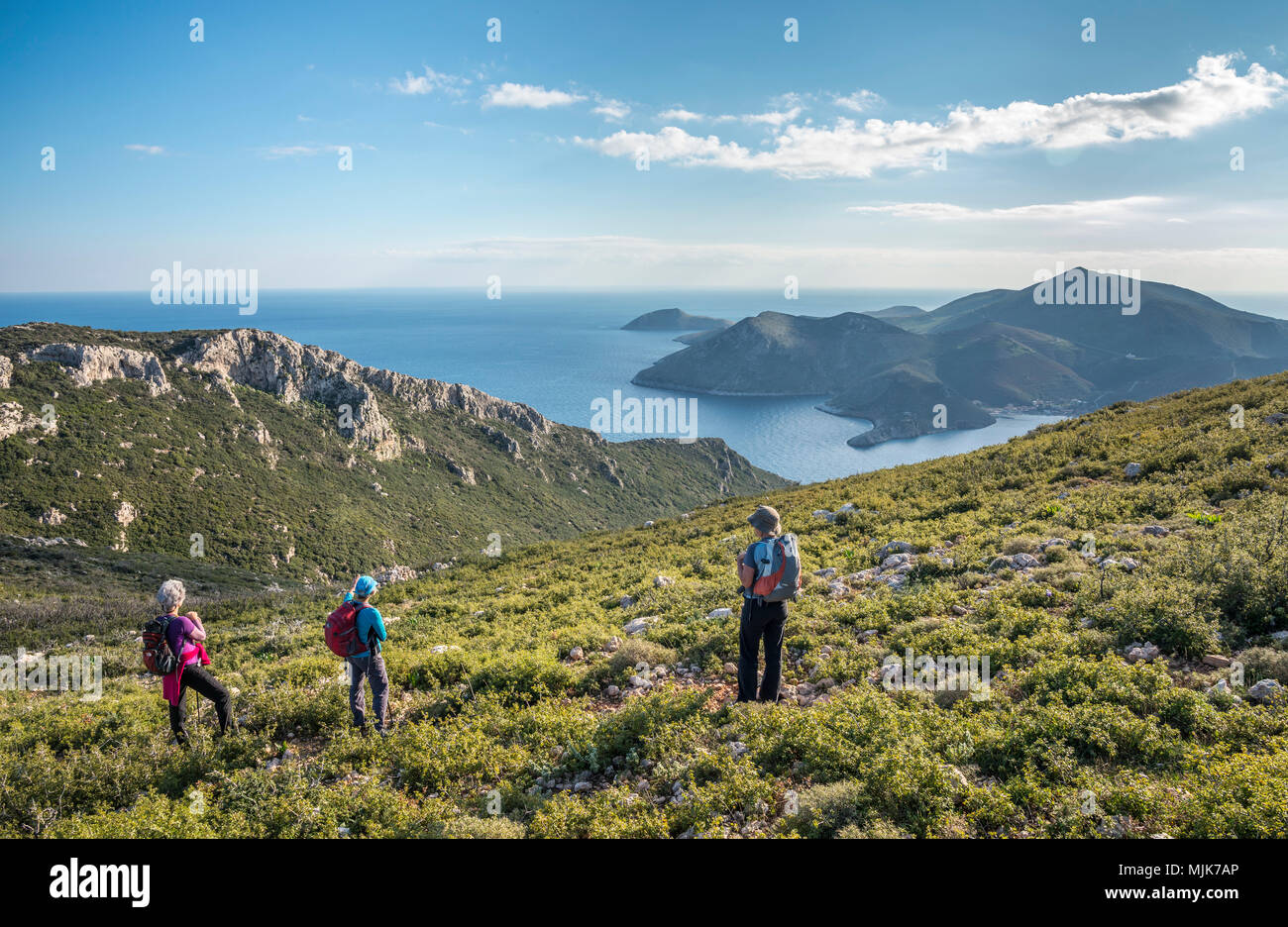 Greece hikers walkers -Fotos und -Bildmaterial in hoher Auflösung – Alamy