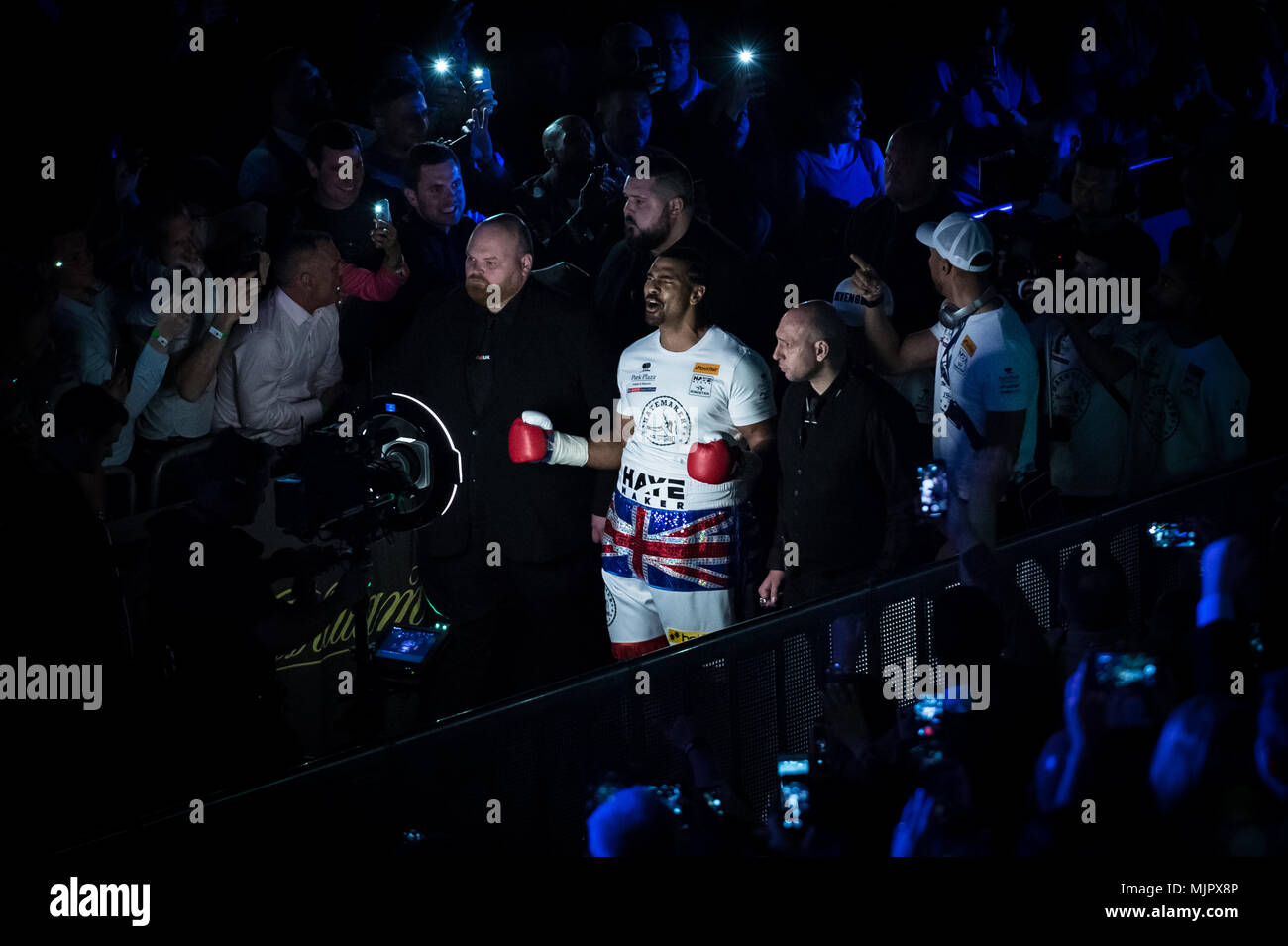 Heavyweight boxing -Fotos und -Bildmaterial in hoher Auflösung – Alamy