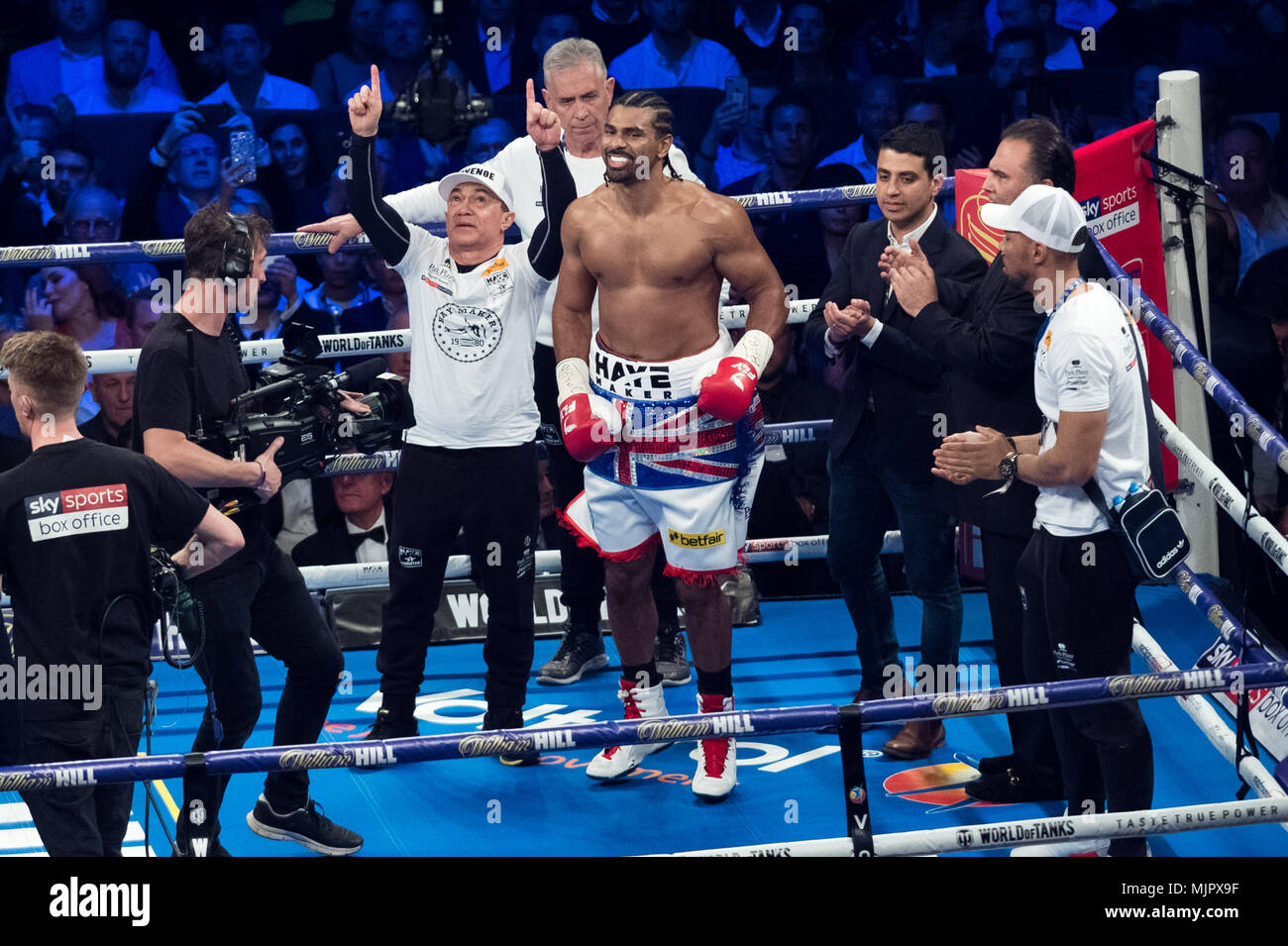 Heavyweight boxing -Fotos und -Bildmaterial in hoher Auflösung – Alamy