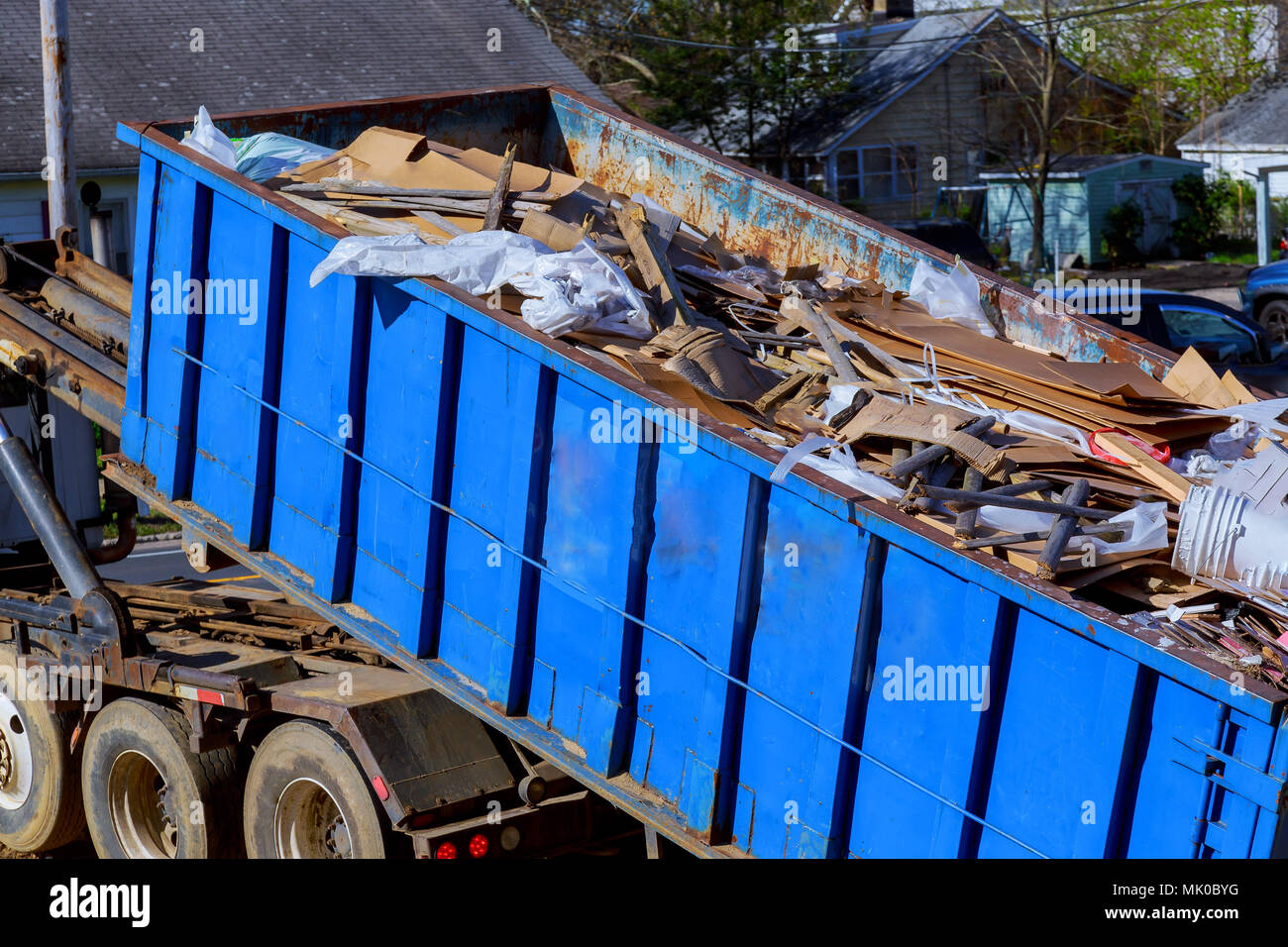 Bauschutt recycling container -Fotos und -Bildmaterial in hoher ...
