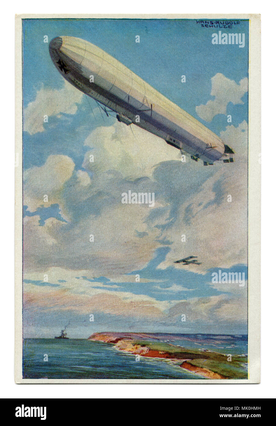 Alte deutsche Postkarte: Eine riesige Zeppelin Luftschiff fliegt über ...