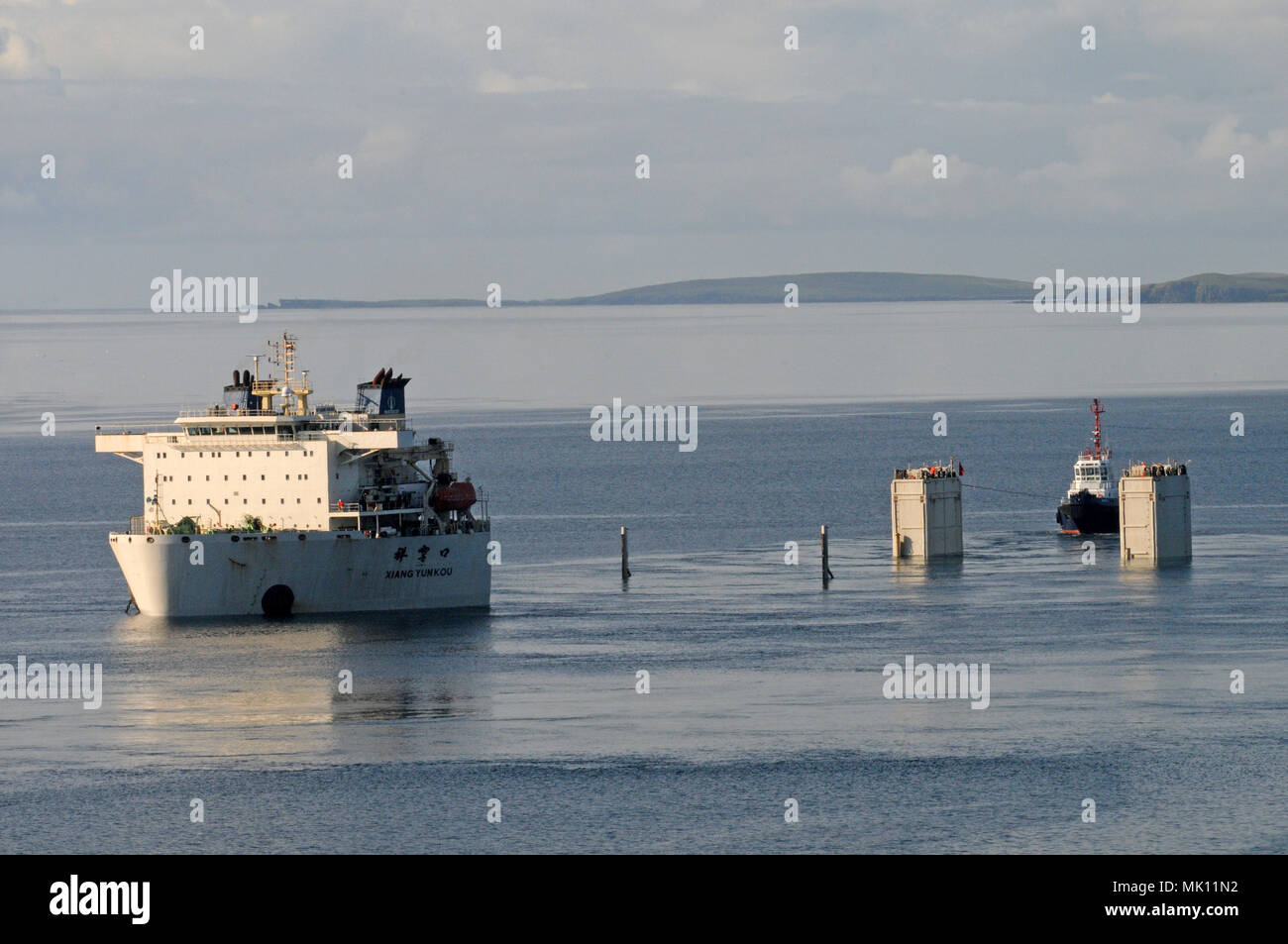 Schweres Heben Schiff Xiang Yun Kou liefert einen Teil der Clair ridge ...