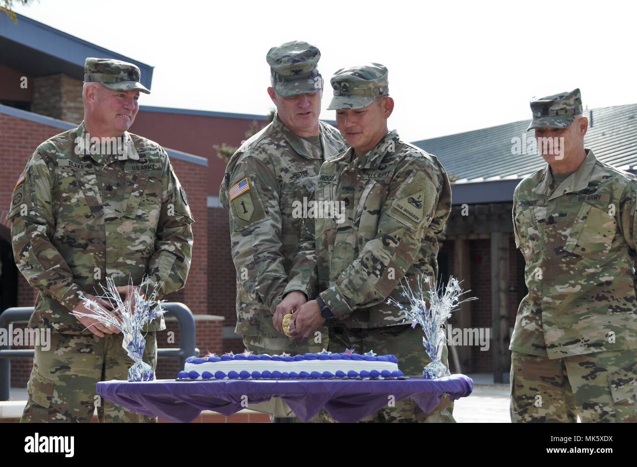 Adaptive force brigade -Fotos und -Bildmaterial in hoher Auflösung – Alamy