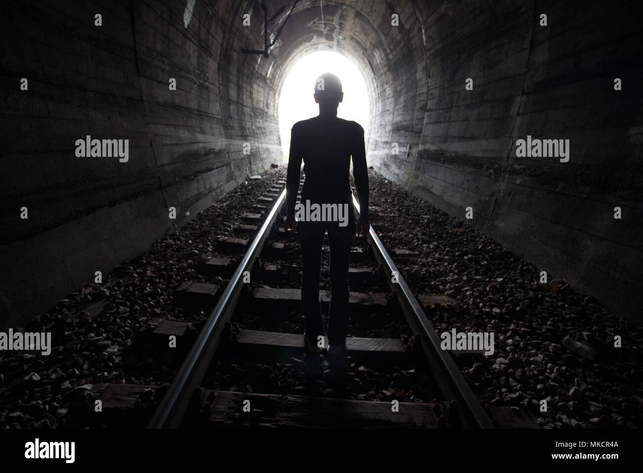 Schone Beim Befahren Eines Tunnels Fotos