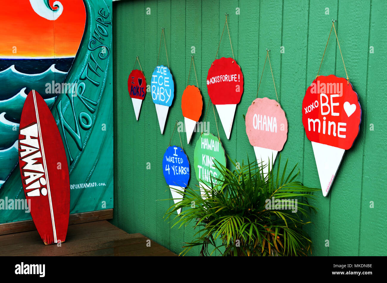 Shave ice hawaii -Fotos und -Bildmaterial in hoher Auflösung – Alamy