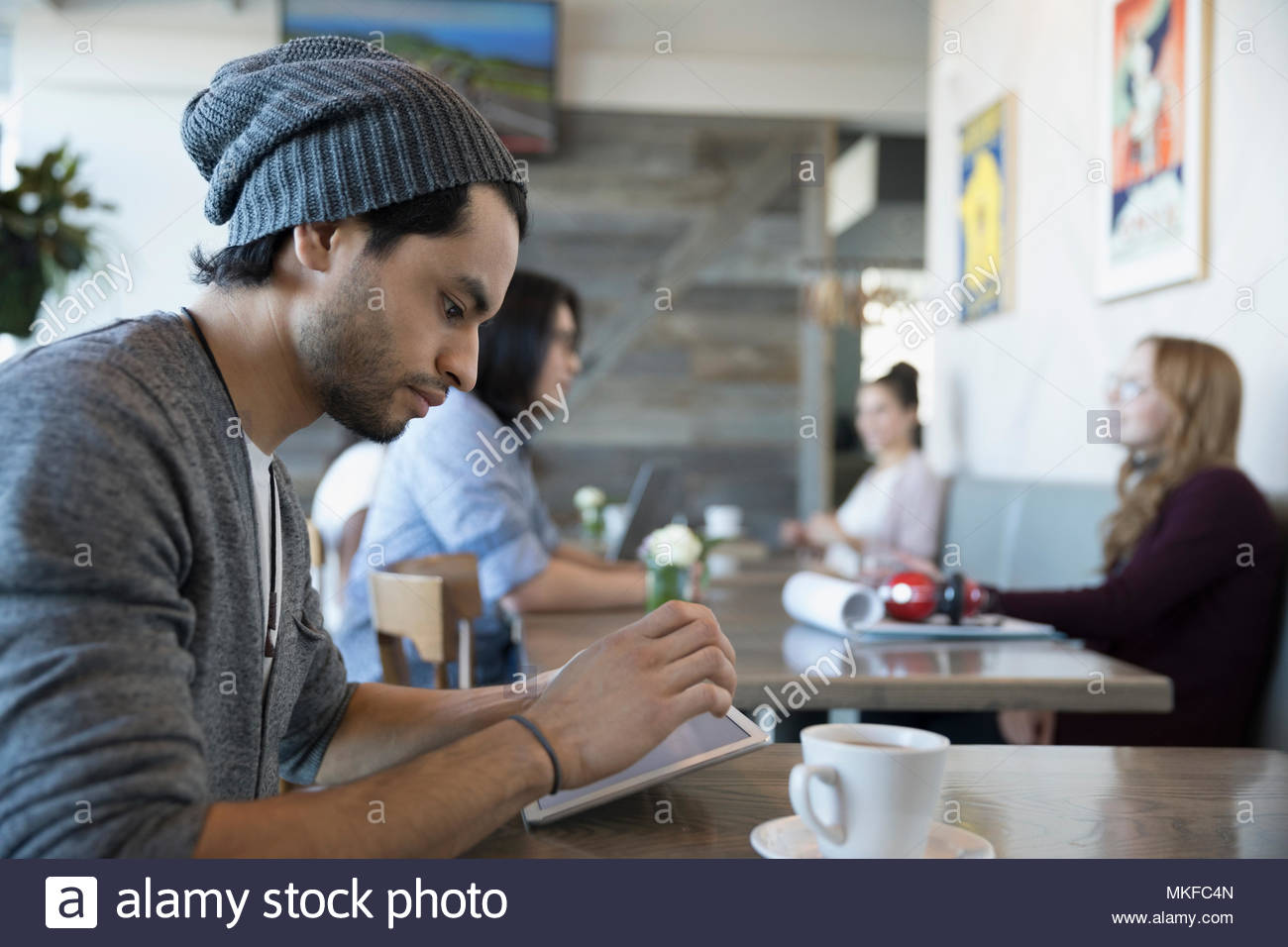 Caffe cafe -Fotos und -Bildmaterial in hoher Auflösung – Alamy