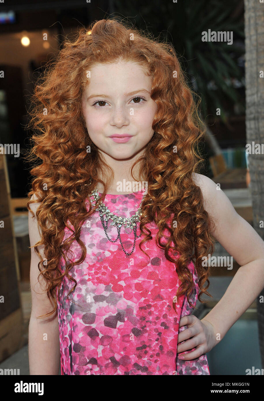 Francesca capaldi max -Fotos und -Bildmaterial in hoher Auflösung – Alamy