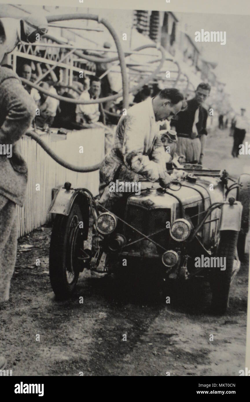 Rennautos bilder -Fotos und -Bildmaterial in hoher Auflösung – Alamy