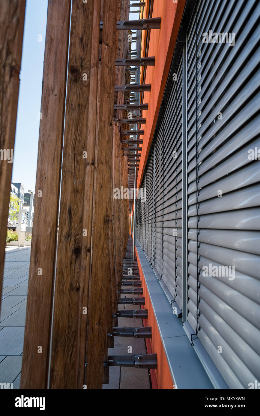 Stahlgitter gitterwerk -Fotos und -Bildmaterial in hoher Auflösung – Alamy