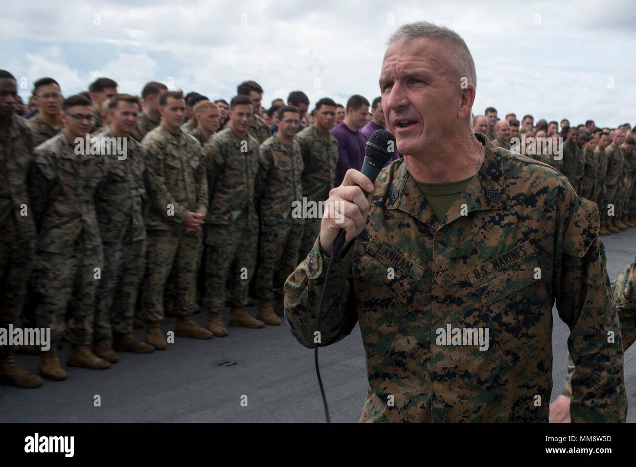 170915-N-RU 971-012 philippinischen Meer (bis 30. 15, 2017) Sgt. Maj ...