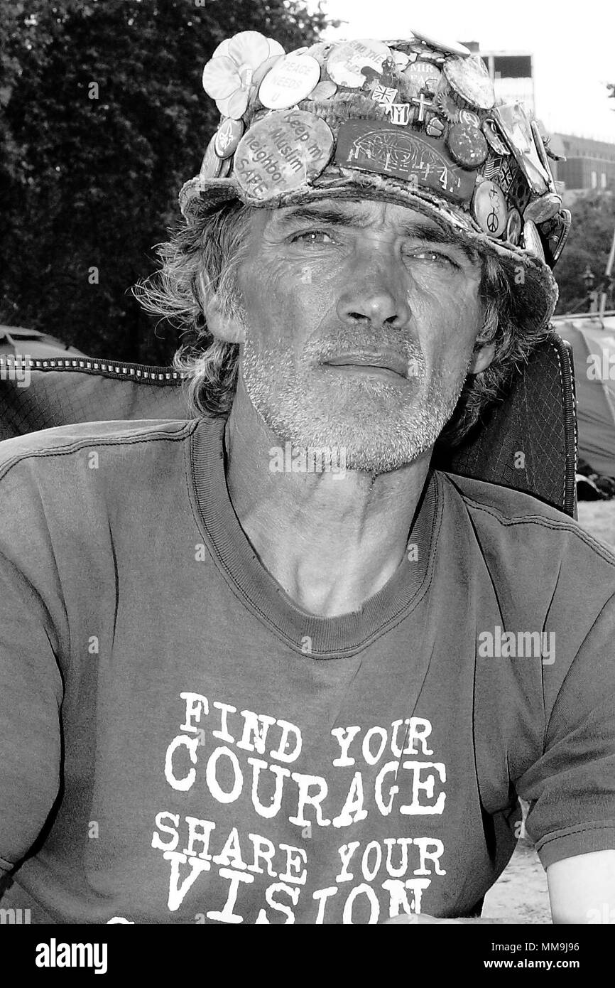 Brian william haw -Fotos und -Bildmaterial in hoher Auflösung – Alamy