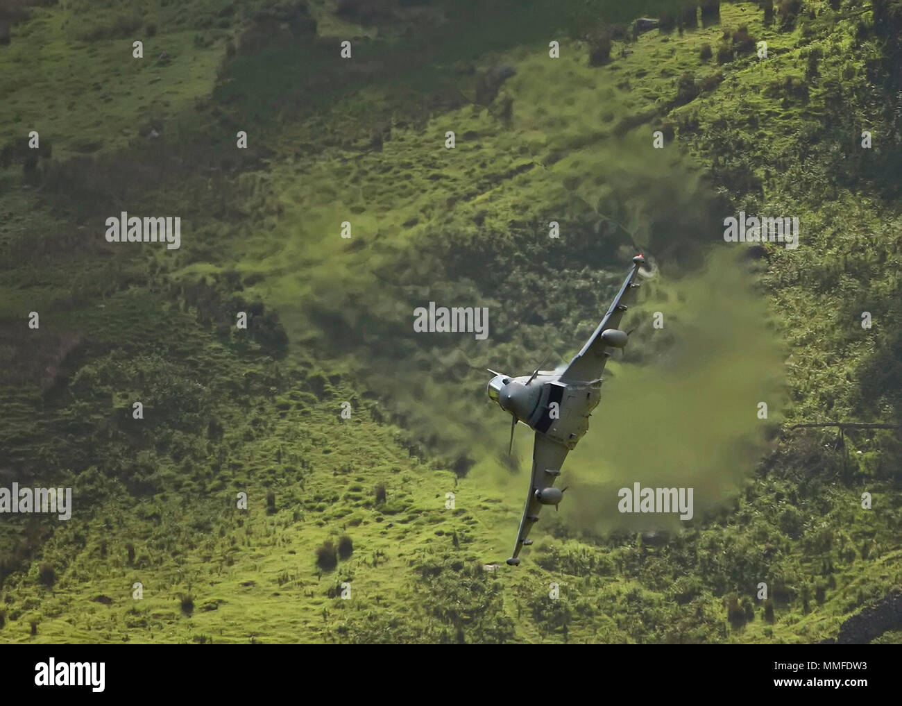 Raf typhoon mach loop -Fotos und -Bildmaterial in hoher Auflösung – Alamy