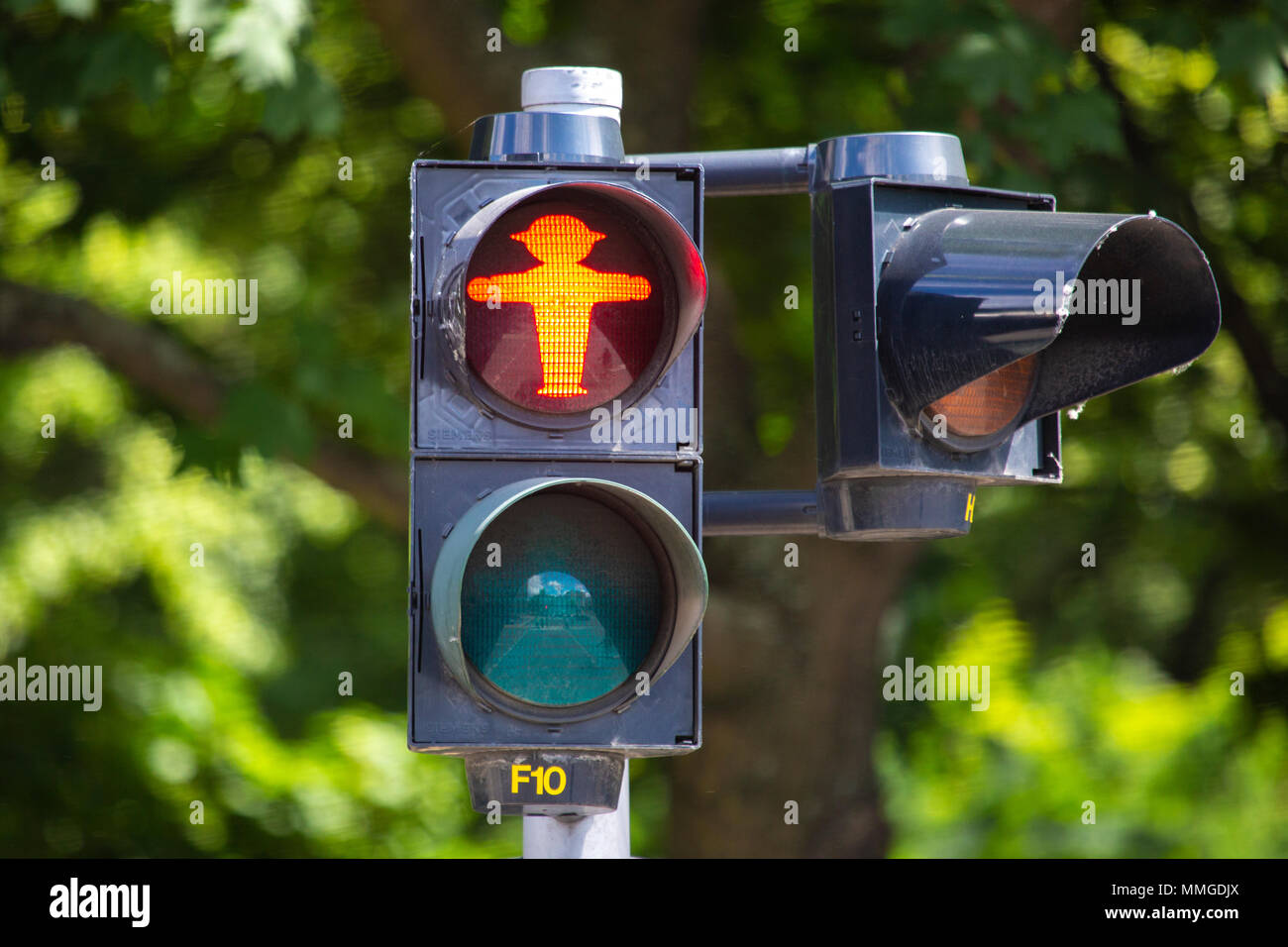 Ostdeutsch ampelmannchen -Fotos und -Bildmaterial in hoher Auflösung ...