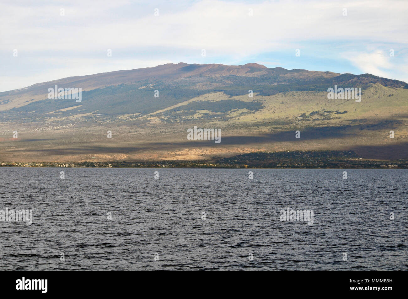 Massiver schildvulkan -Fotos und -Bildmaterial in hoher Auflösung – Alamy