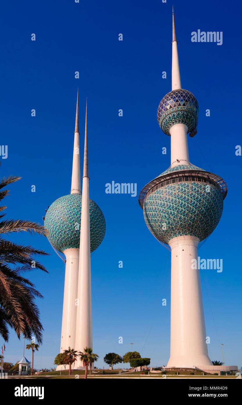 Water towers kuwait -Fotos und -Bildmaterial in hoher Auflösung - Seite ...