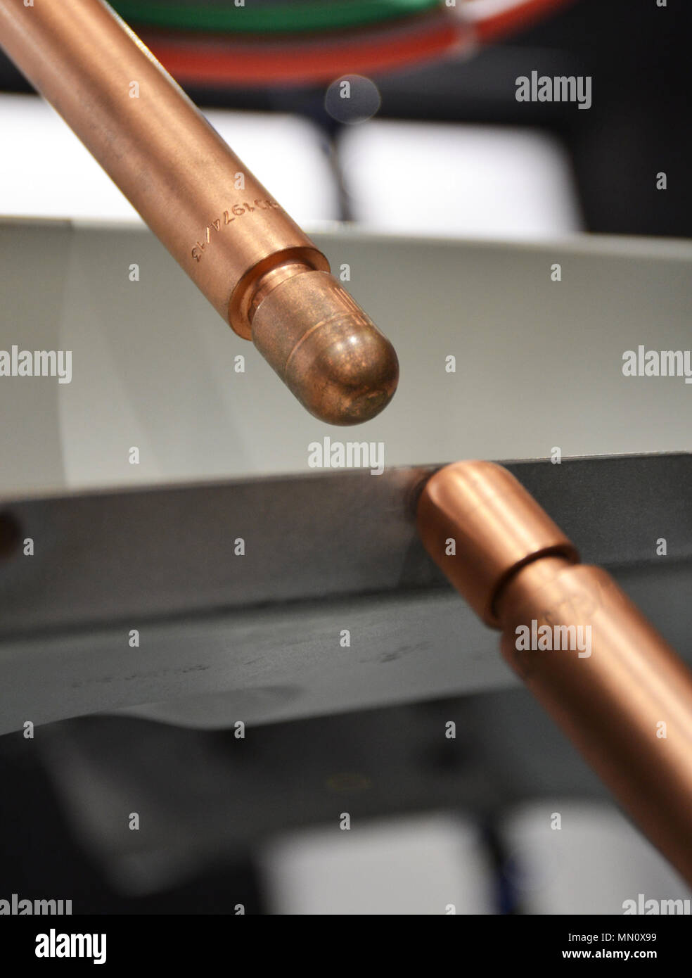 Spot welding -Fotos und -Bildmaterial in hoher Auflösung – Alamy