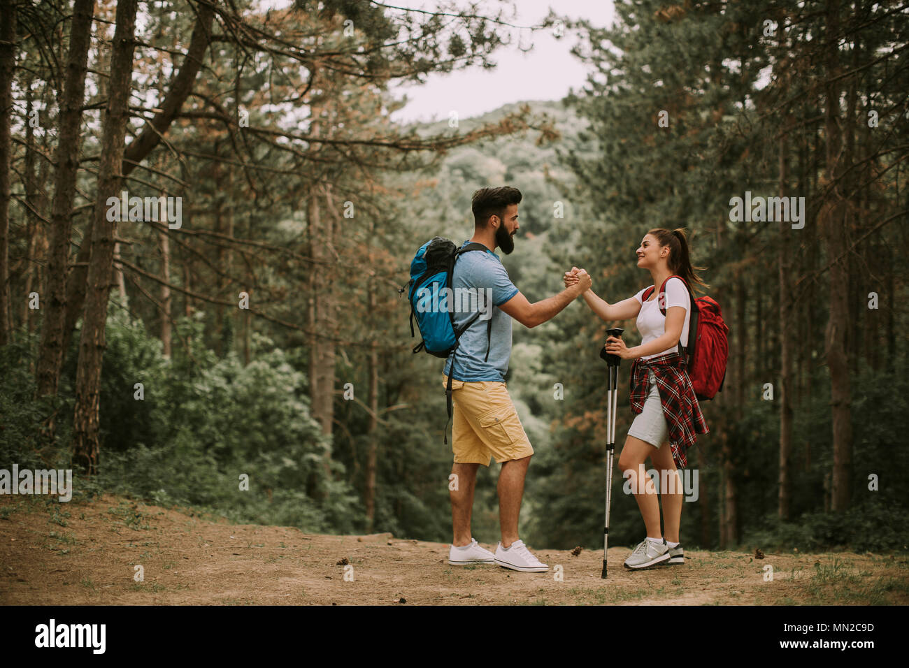 Wanderer in ruhe -Fotos und -Bildmaterial in hoher Auflösung – Alamy