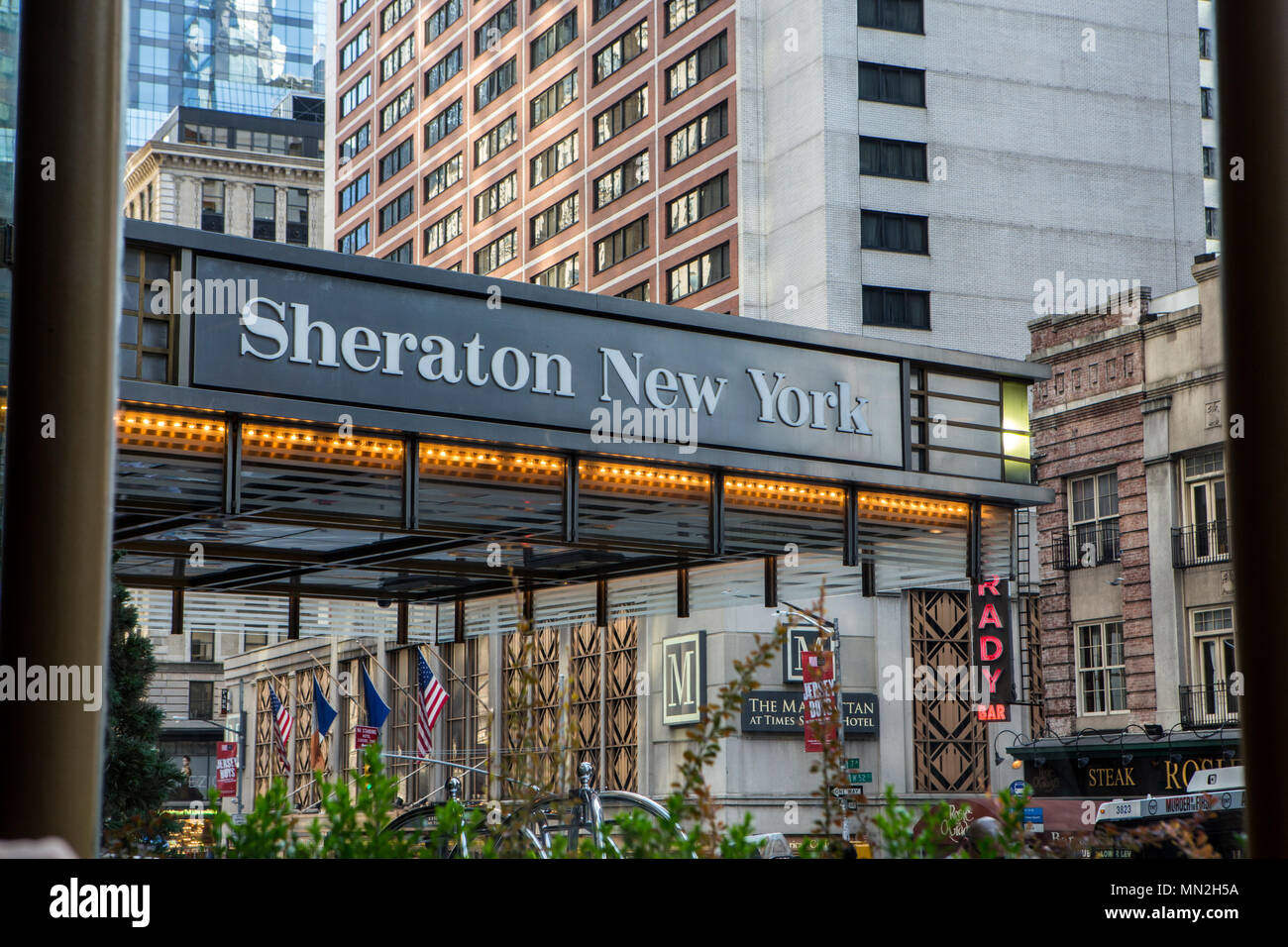 Sheraton times square -Fotos und -Bildmaterial in hoher Auflösung – Alamy