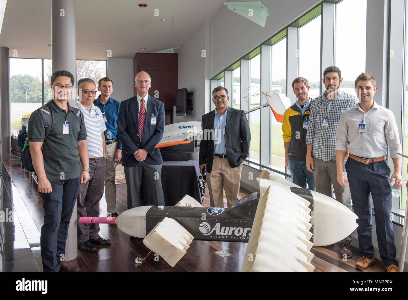 Armee Ingenieure von links nach rechts: Dr. Michael Kweon, Dr. Hao Kang ...