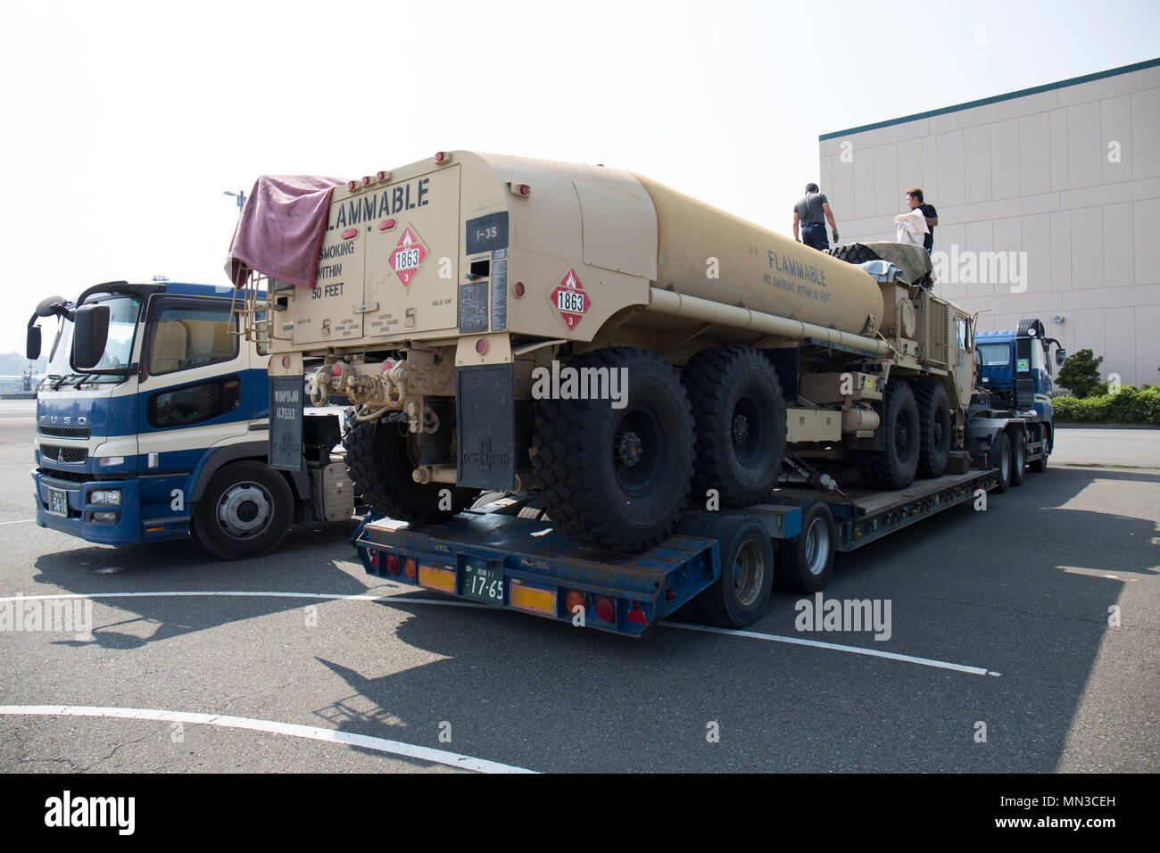 Humvee camp zama -Fotos und -Bildmaterial in hoher Auflösung – Alamy