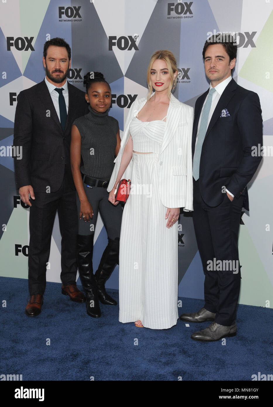 NEW YORK, NY - 14. Mai: Mark-Paul Gosselaar, Saniyya Sidney, Brianne ...