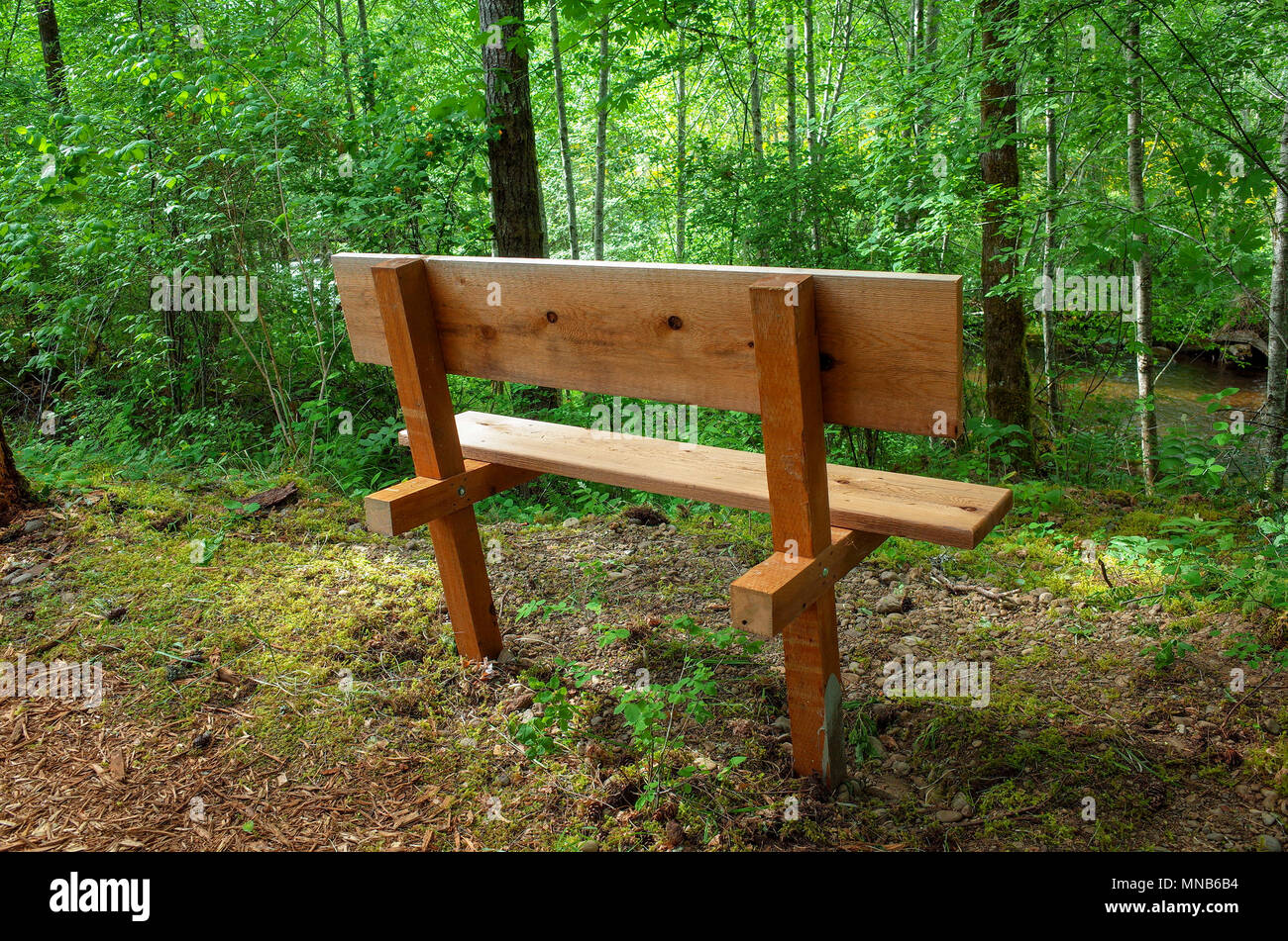 Neuer bench -Fotos und -Bildmaterial in hoher Auflösung – Alamy