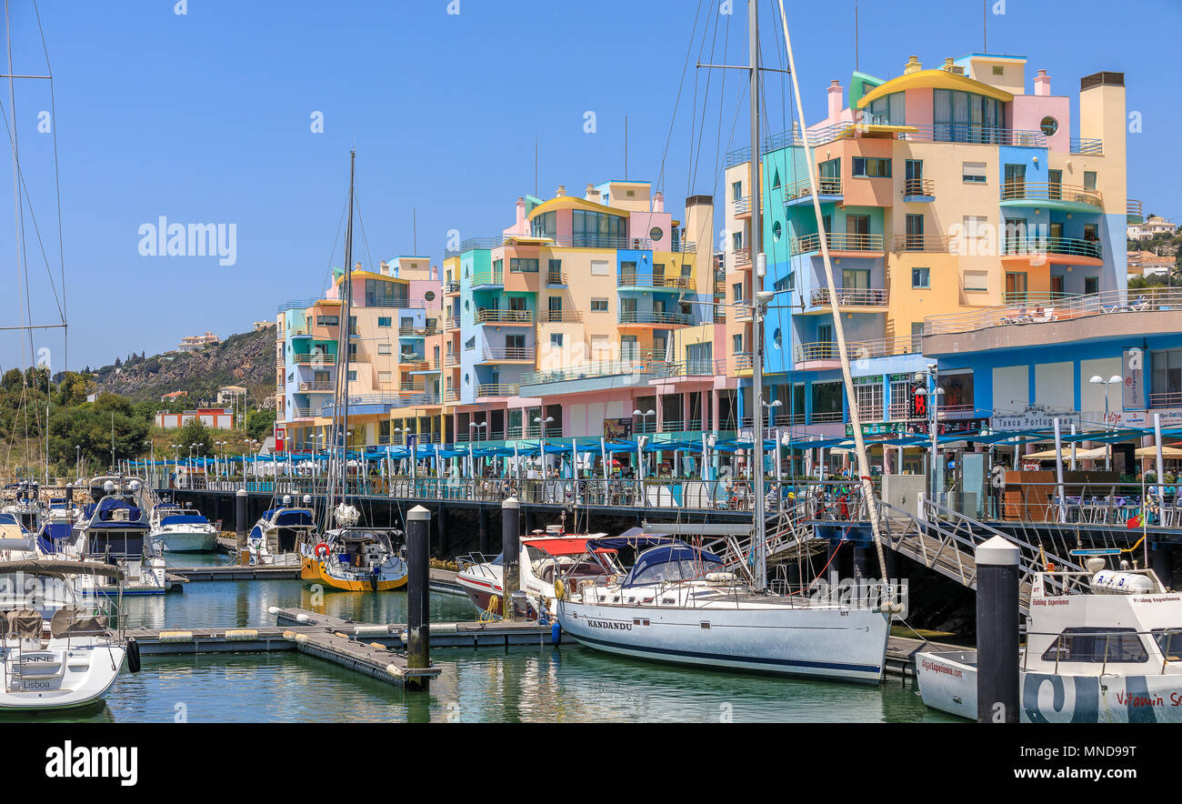 Albufeira promenade -Fotos und -Bildmaterial in hoher Auflösung – Alamy